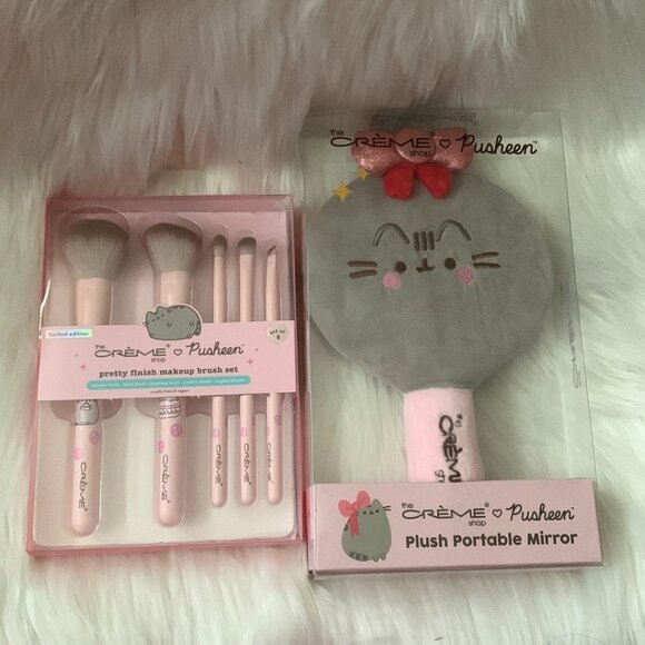 Pusheen | Makeup | Pusheen Cat Pretty Finish Makeup Brush Set With ...